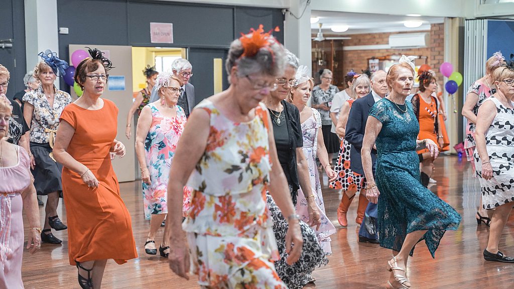 Burnie Brae | Line Dancing: Beginners Easy